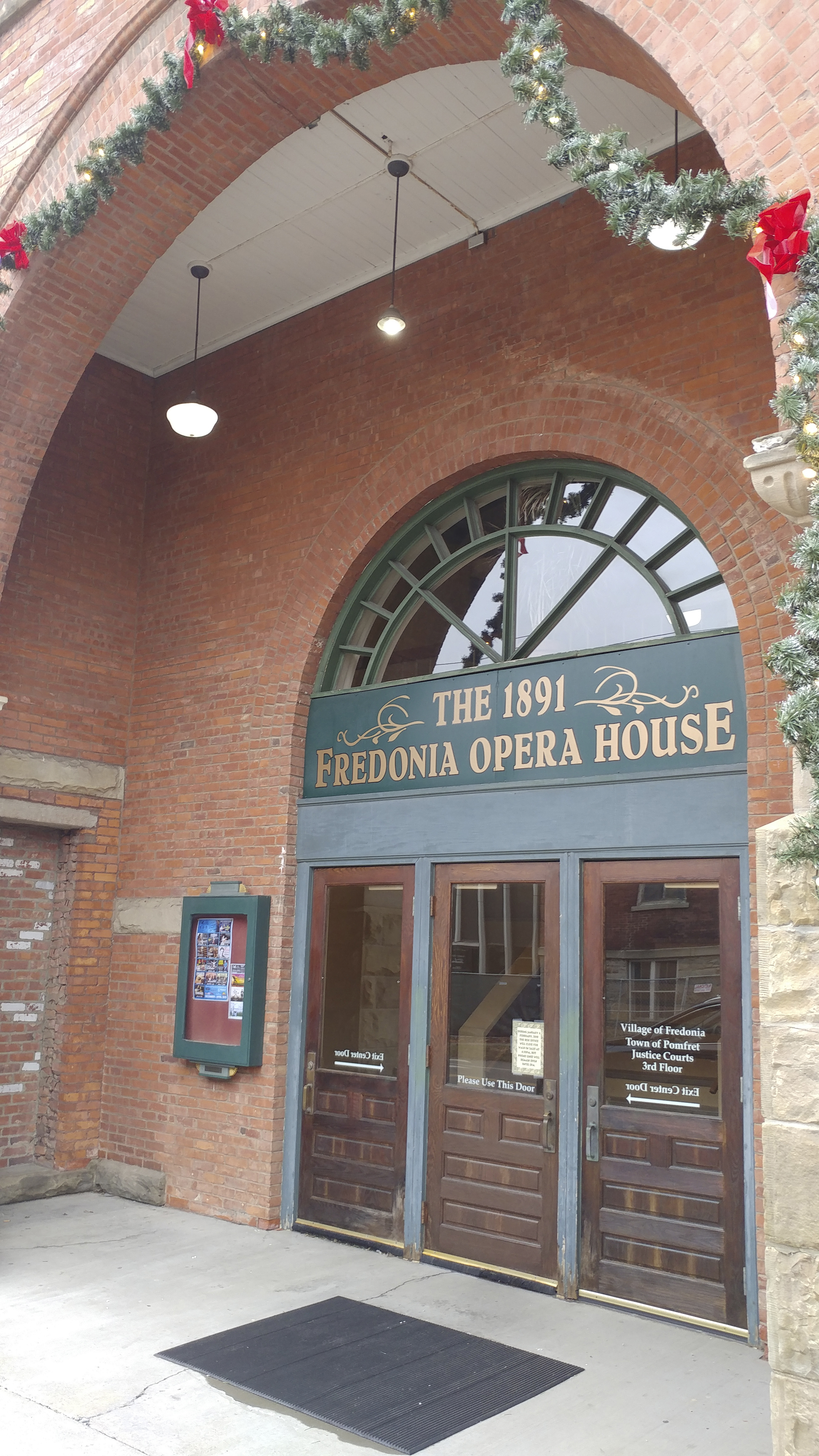 Opera House celebration is a tribute to community | News, Sports, Jobs ...